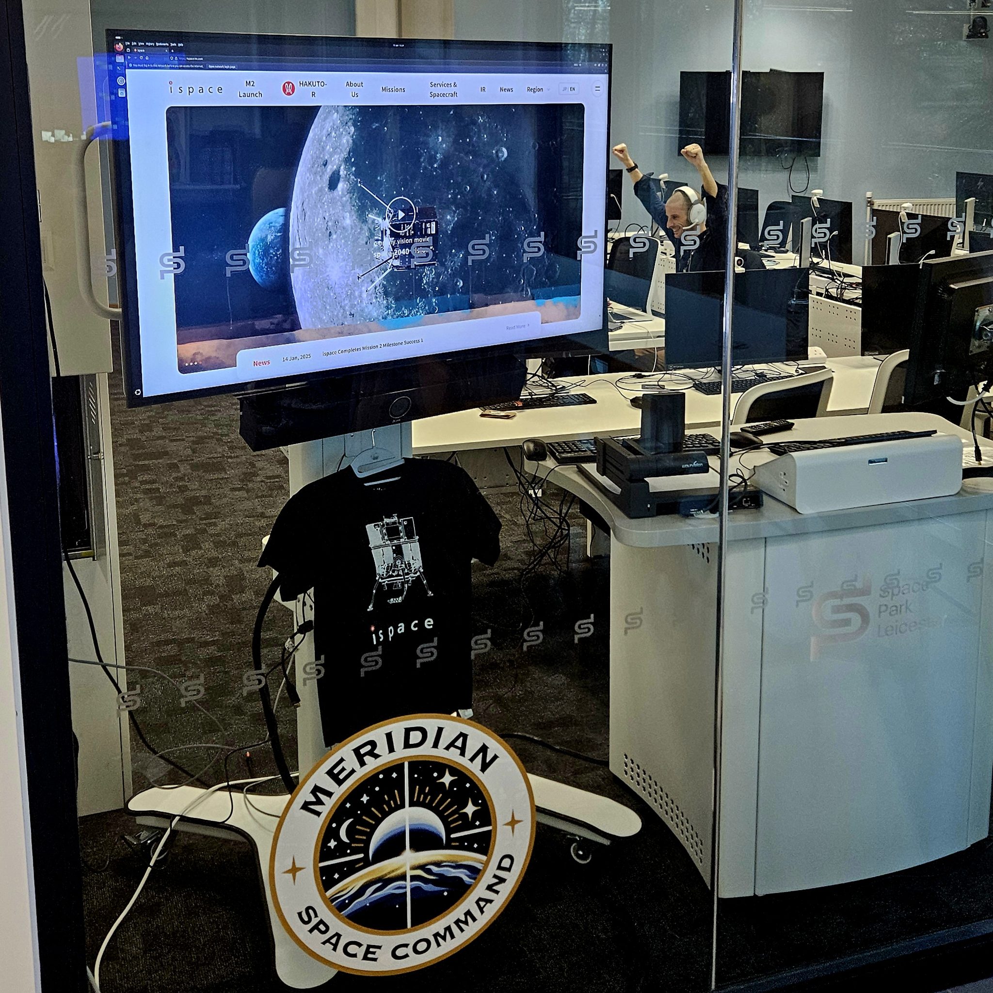 Space Park Leicester enables UK support of ispace’s historic lunar mission